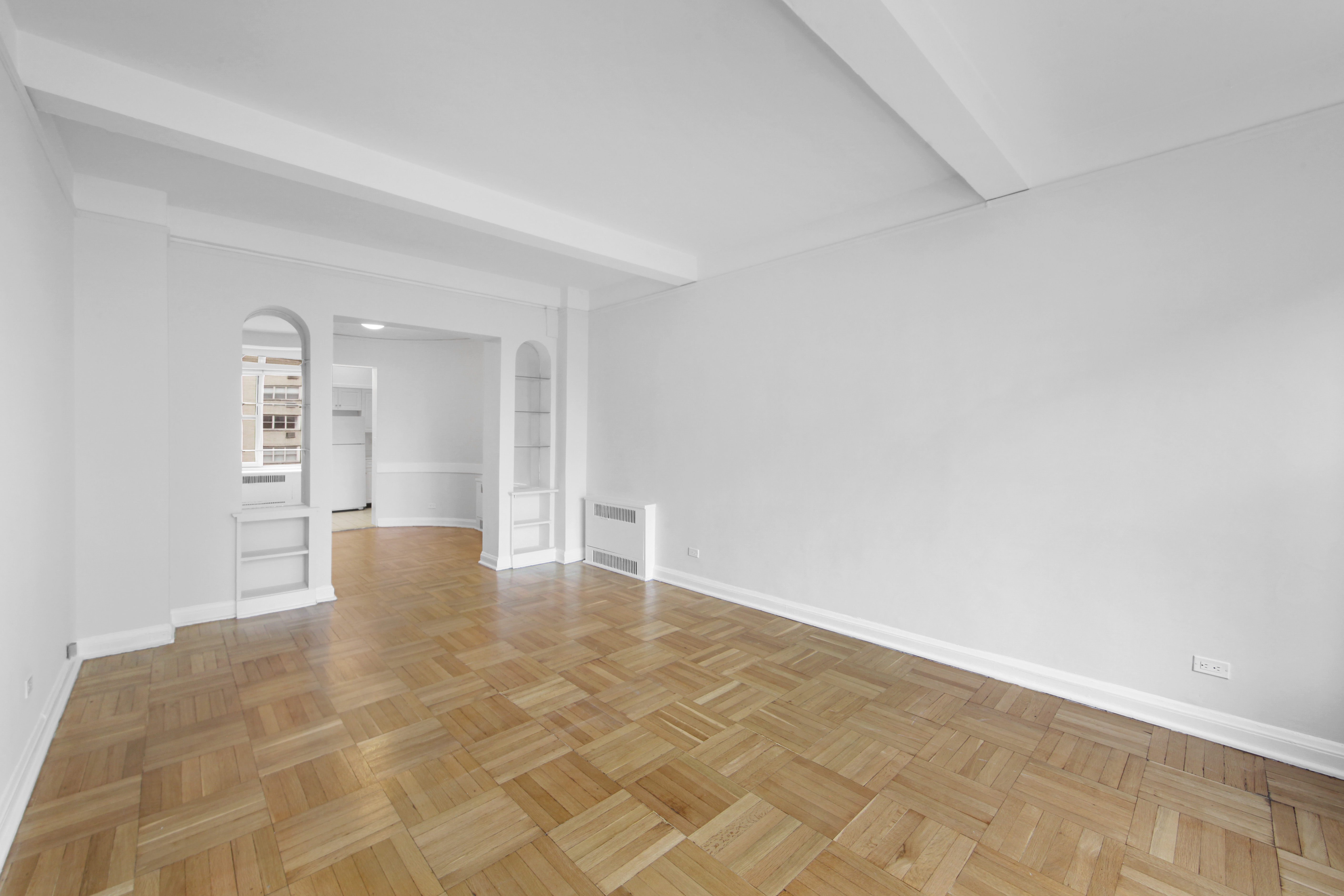 Stonehenge NYC | The Ritz Plaza