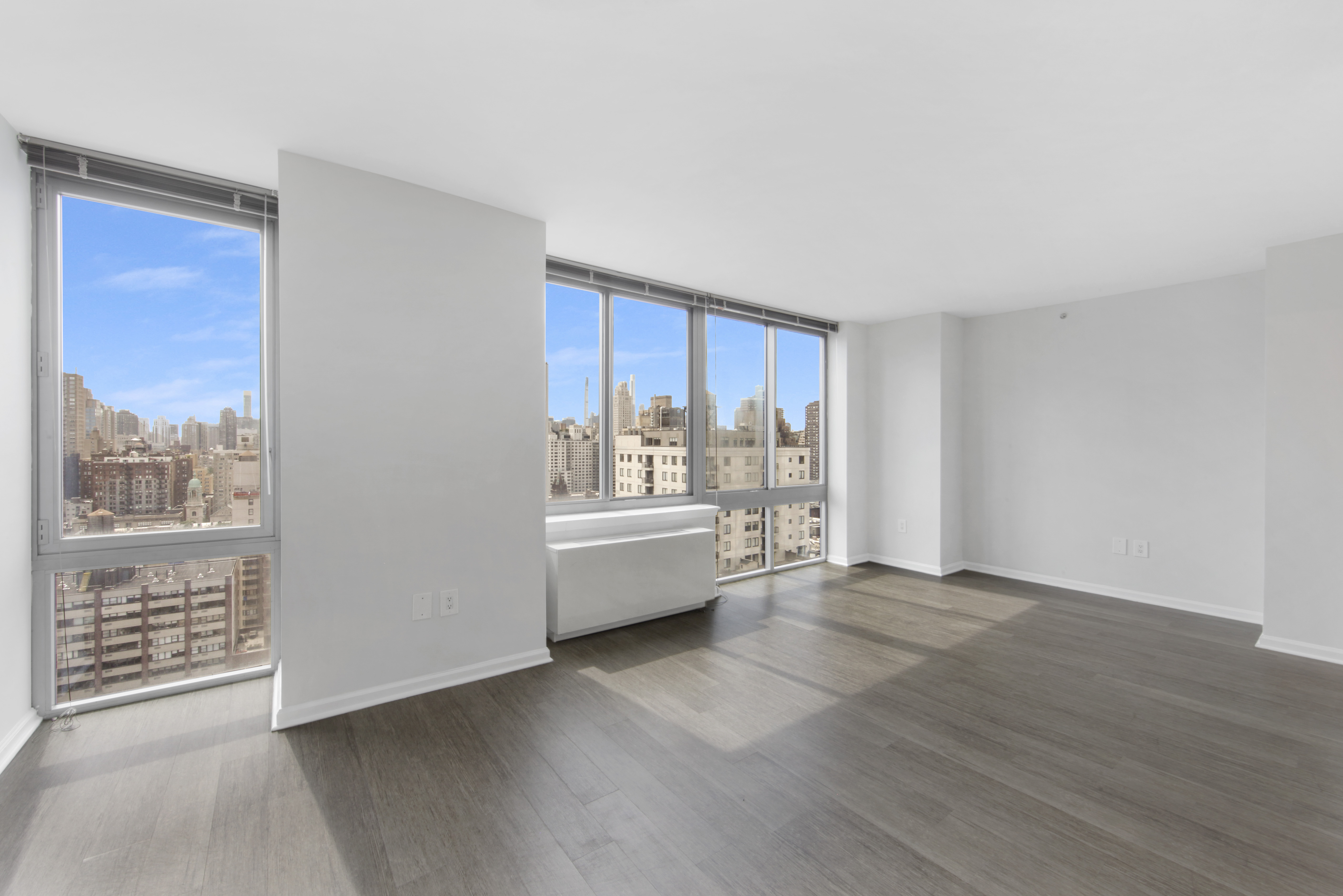 Stonehenge NYC | The Ritz Plaza